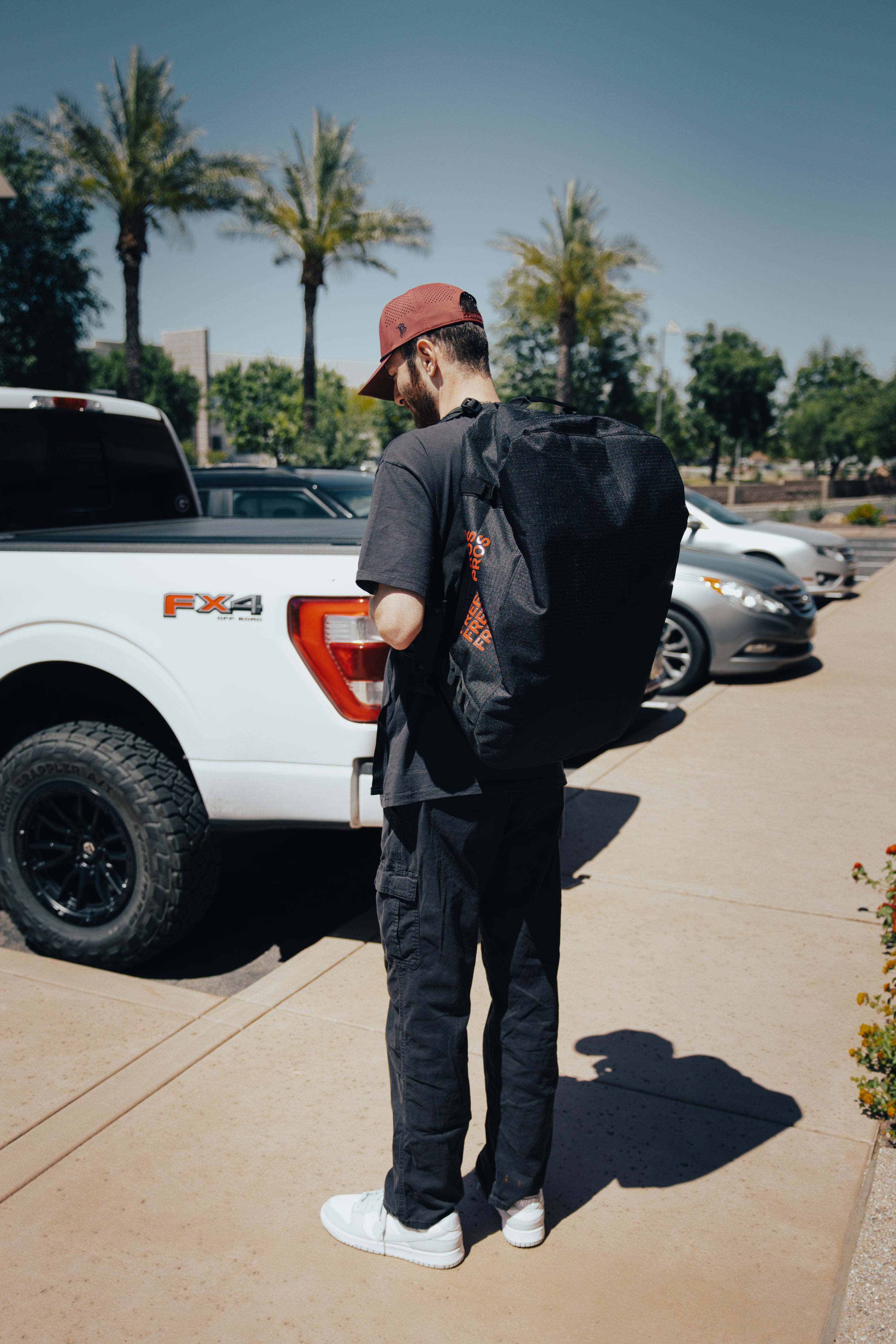 Pros Locker – Solar Pros Locker